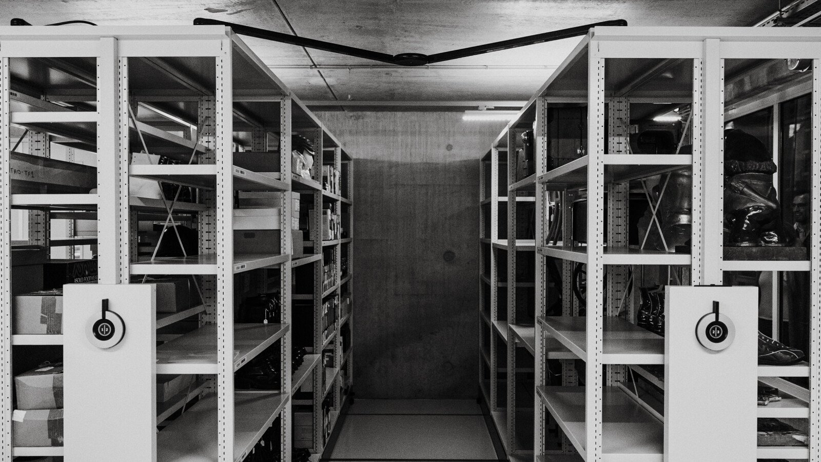 Electronic drive system