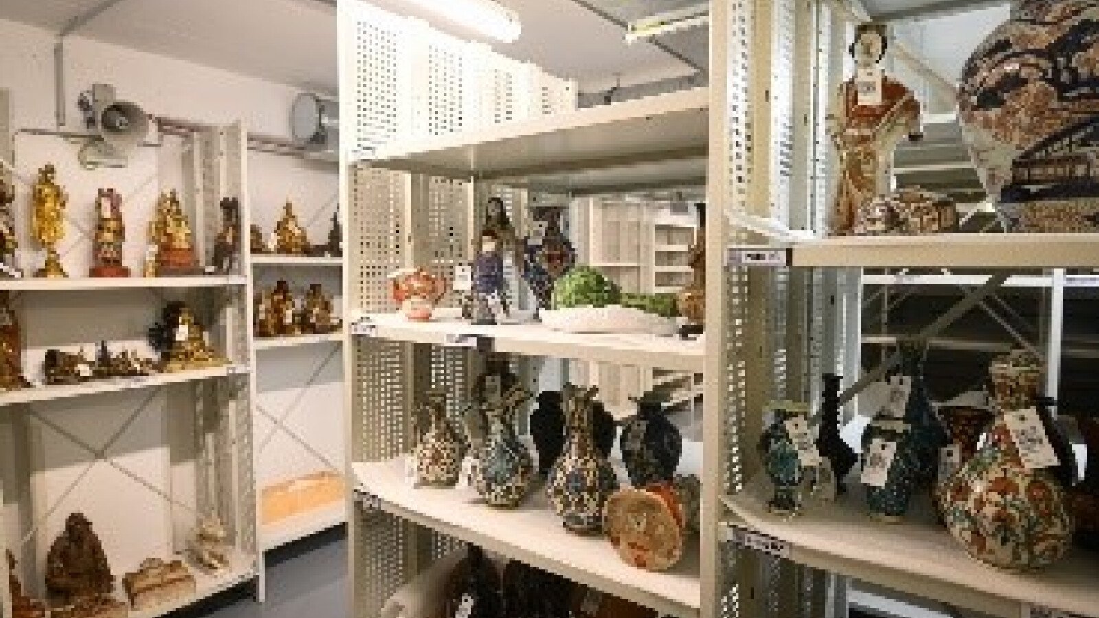 World leader in museum storage solutions for museums | Bruynzeel ...